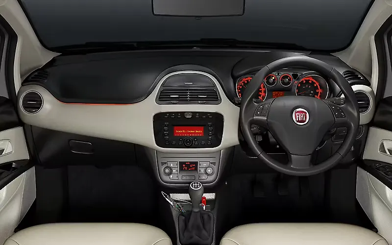 Fiat Linea - Engine Bay | 87 Fiat Linea Images