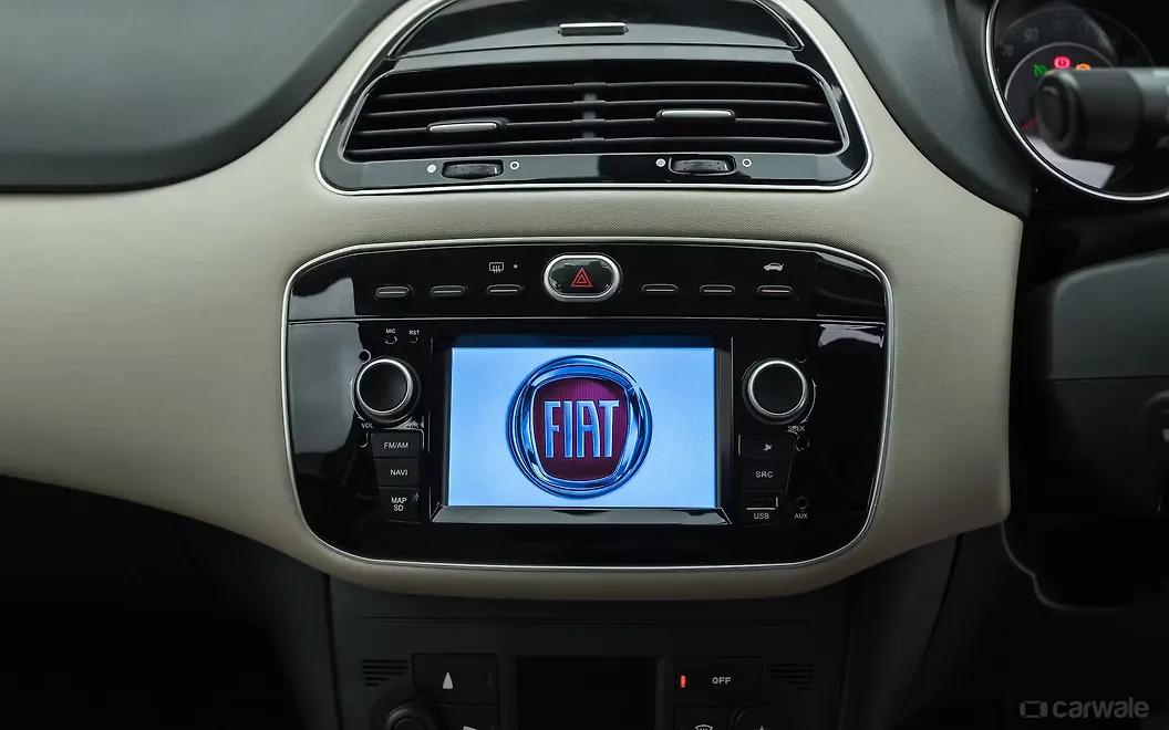 Fiat Linea - Front Grille | Fiat Linea Images