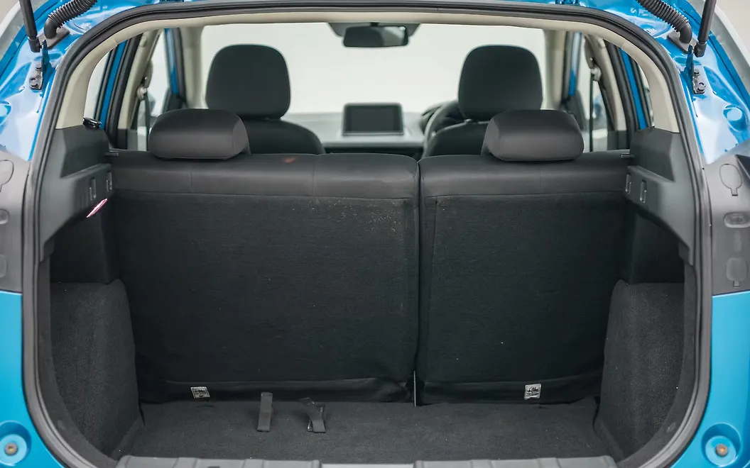 Tata Nexon [2017-2020] - Rear View | 77 Tata Nexon [2017-2020] Images