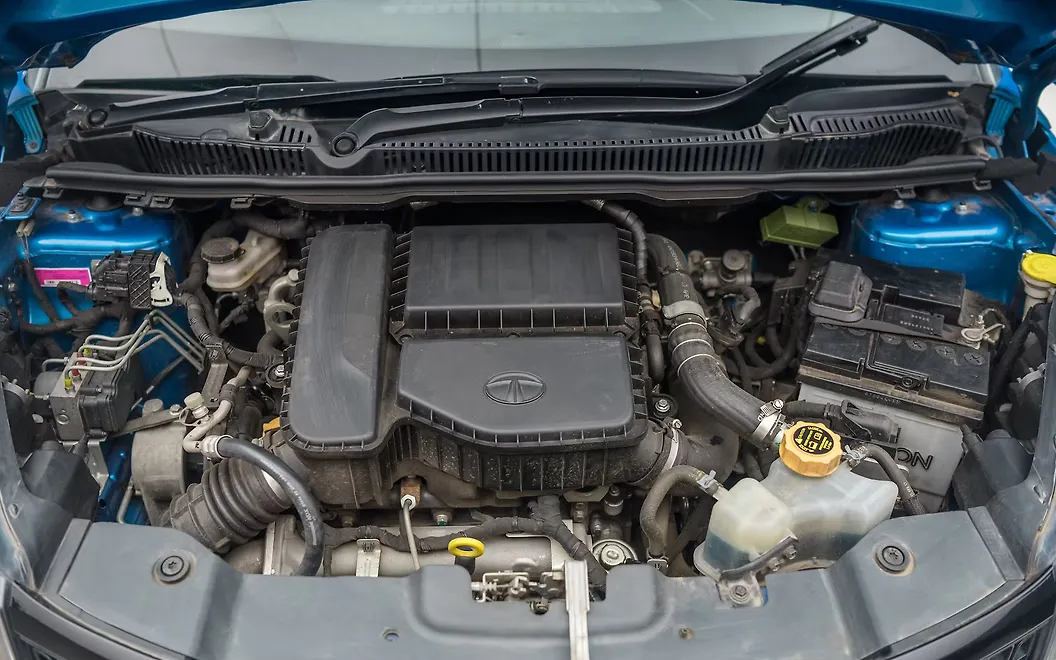 Tata Nexon [2017-2020] Images | Nexon [2017-2020] Exterior, Road Test ...