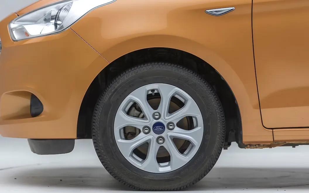 Ford Figo [2015-2019] Images | Figo [2015-2019] Exterior, Road Test and ...