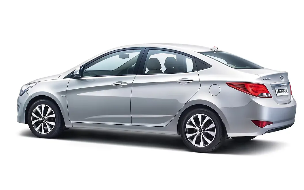 Hyundai Verna [2015-2017] - Rear View | Hyundai Verna [2015-2017] Images