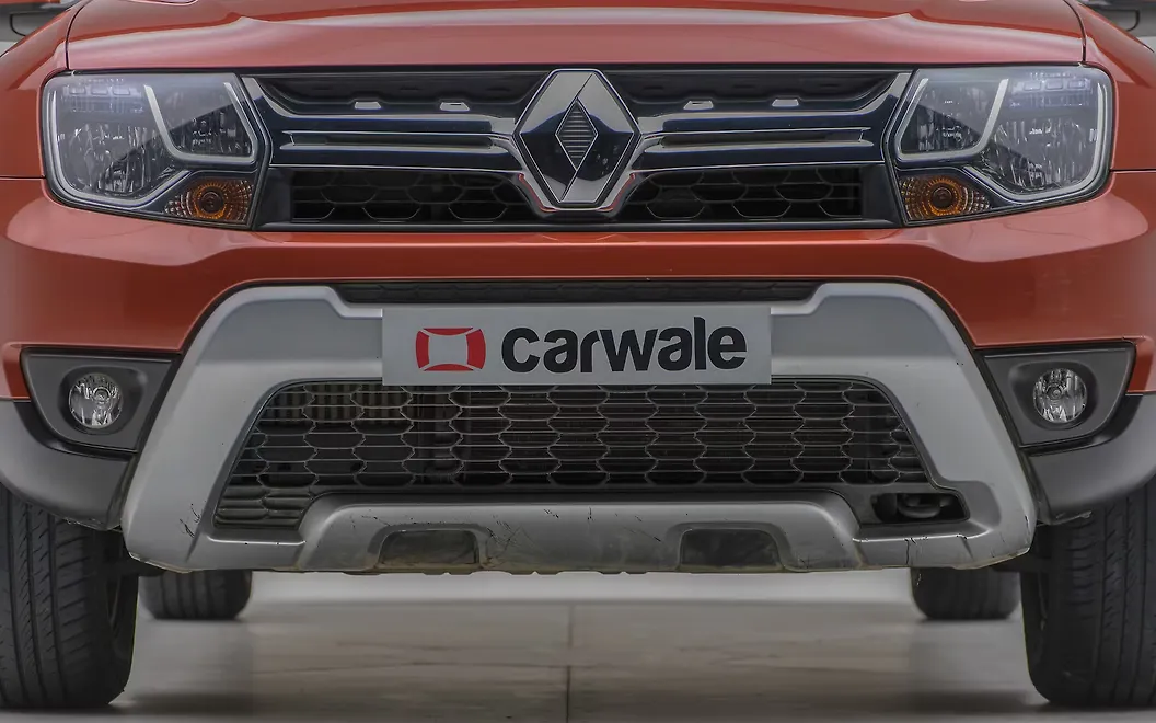 Renault Duster [2016-2019] - Rear View | 72 Renault Duster [2016-2019 ...