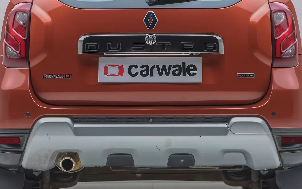 Renault Duster [2016-2019] - Right Rear View | 72 Renault Duster [2016 ...