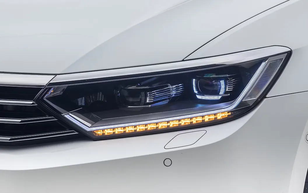 77 Volkswagen Passat Images | Passat Exterior, Road Test and Interior ...