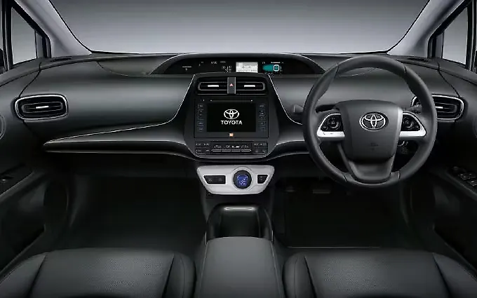 Toyota Prius - Interior | 4 Toyota Prius Images
