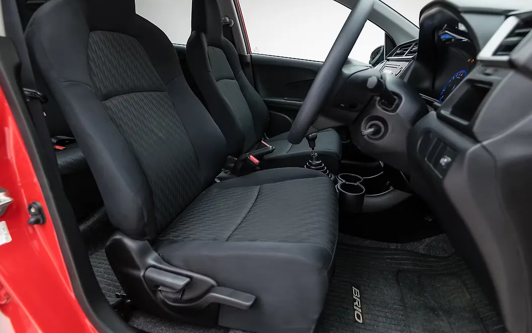 63 Honda Brio Images | Brio Exterior, Road Test and Interior Photo Gallery