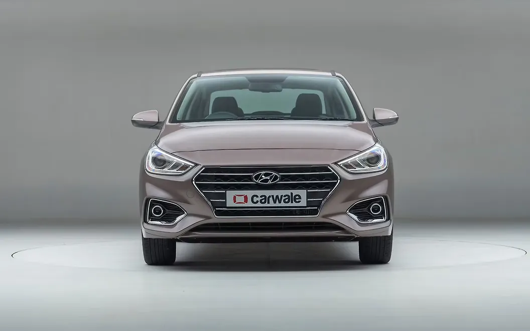 Hyundai Verna [2017-2020] Images | Verna [2017-2020] Exterior, Road ...