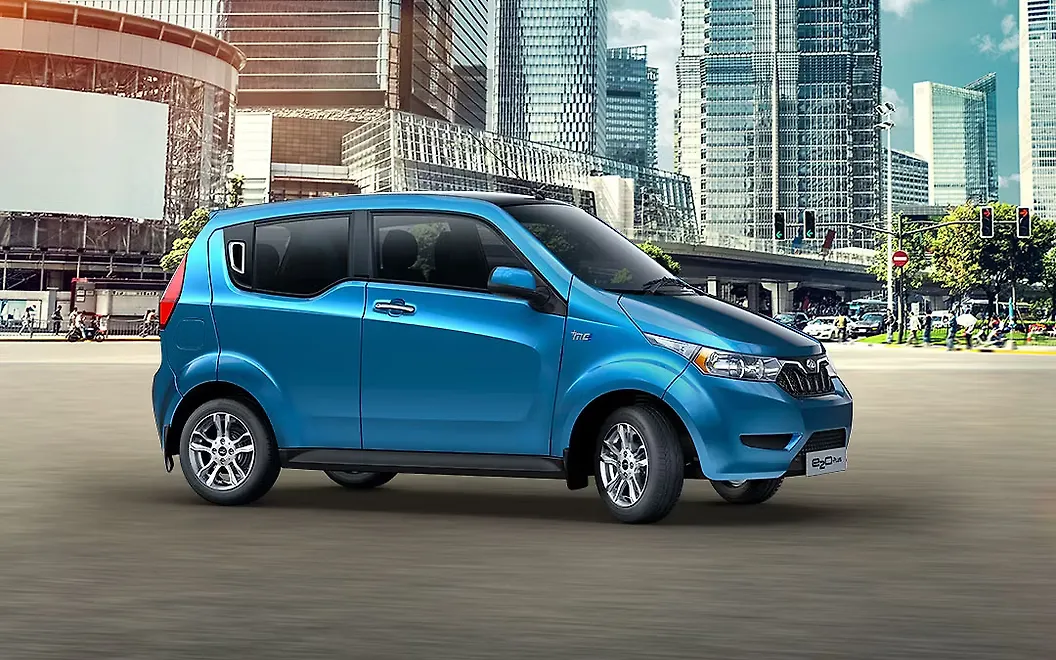 Mahindra e2o PLUS - Exterior | 19 Mahindra e2o PLUS Images