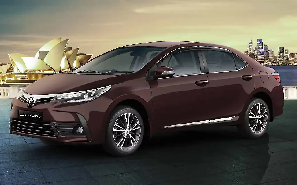 Toyota Corolla Altis Images | Corolla Altis Exterior, Road Test and ...
