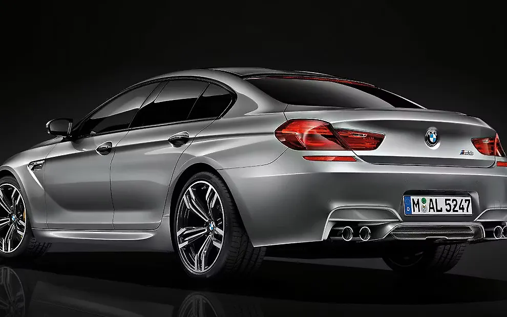 BMW M6 - Front Left View | BMW M6 Images