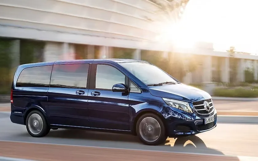 Mercedes-Benz V-Class Images | V-Class Exterior, Road Test and Interior ...
