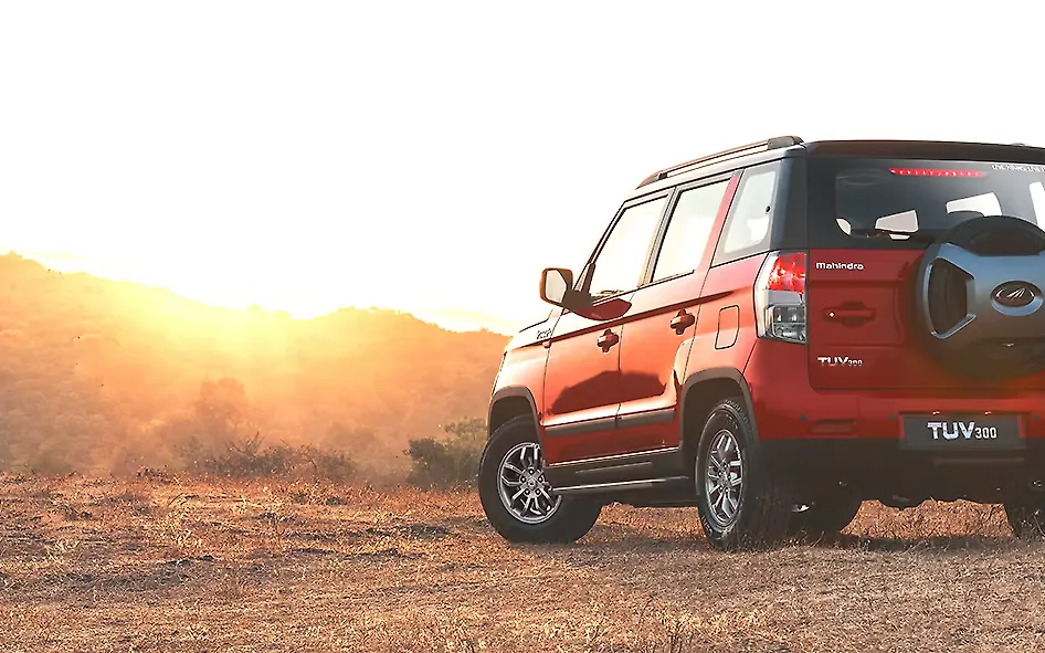 14 Mahindra TUV300 Images | TUV300 Exterior, Road Test and Interior ...