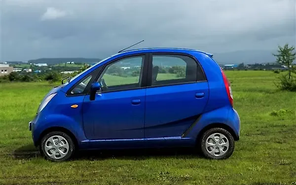 Tata Nano - Front Bumper | 63 Tata Nano Images