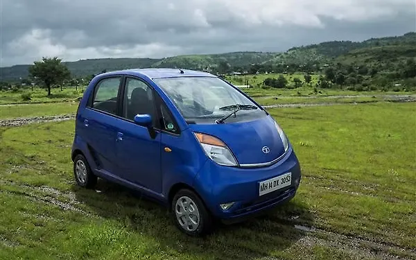 63 Tata Nano Images | Nano Exterior, Road Test and Interior Photo Gallery