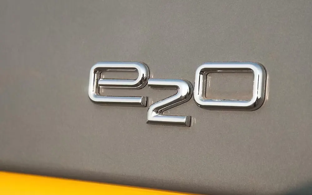 48 Mahindra e2o [2014-2016] Images | e2o [2014-2016] Exterior, Road ...