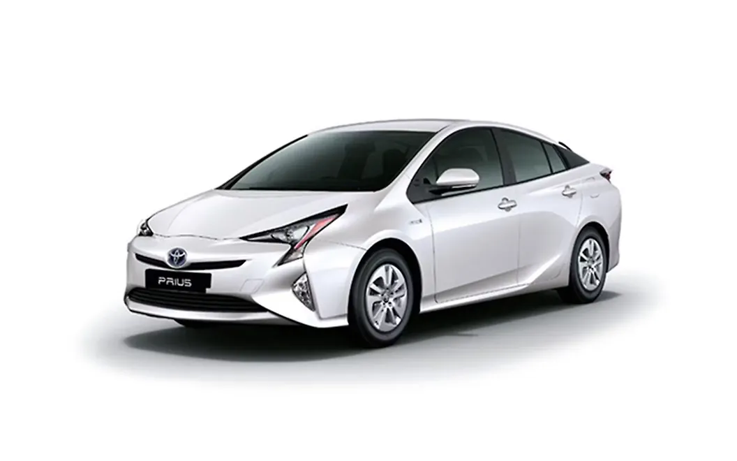 Toyota Prius White Pearl Crystal Shine Image