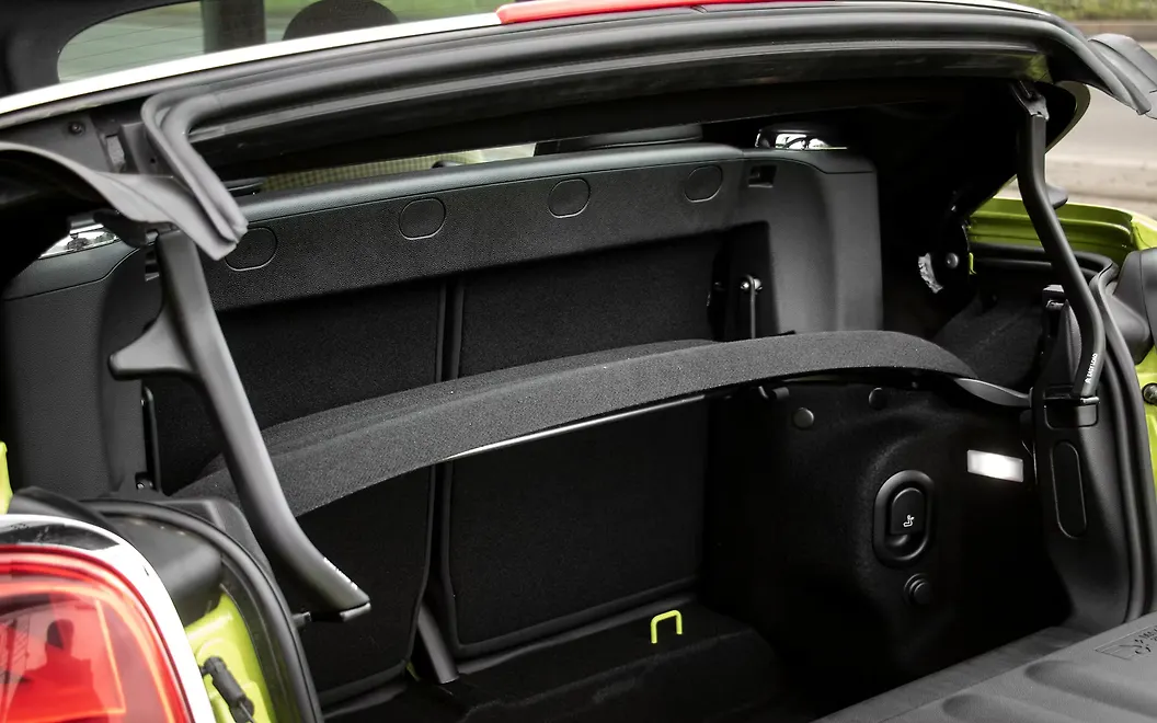 MINI Cooper Convertible - Infotainment Display | MINI Cooper ...