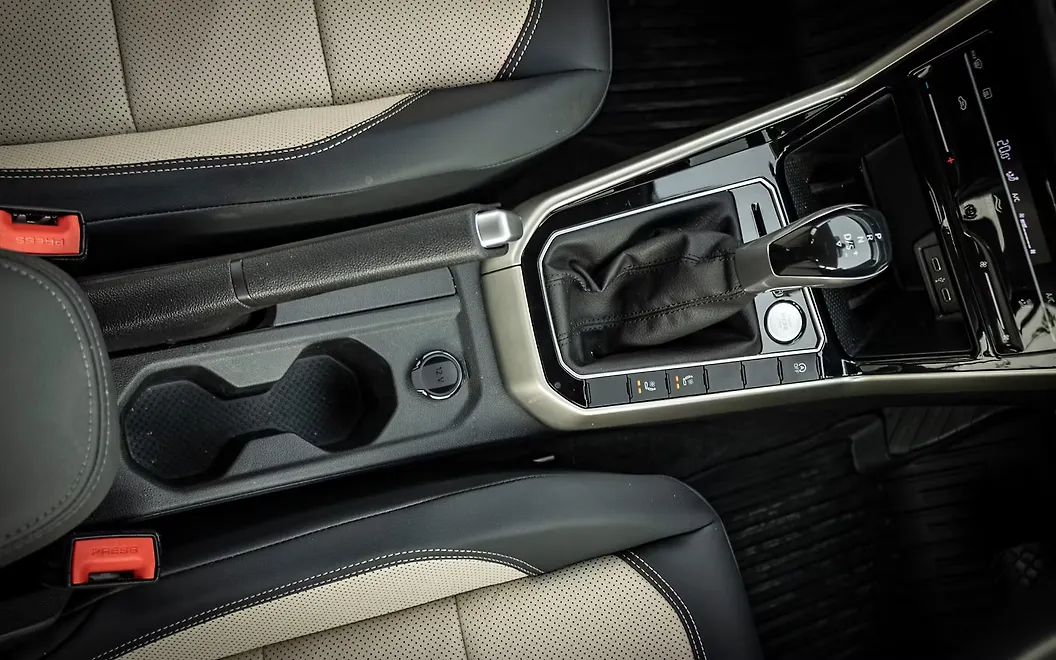Volkswagen Virtus Images | Virtus Exterior, Road Test and Interior ...