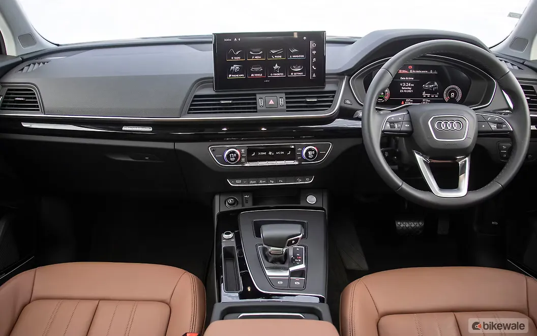 Audi Q5 - Rear Windscreen | 82 Audi Q5 Images