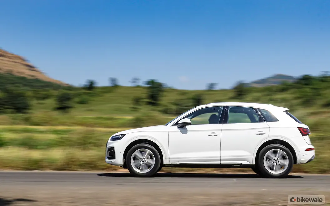 82 Audi Q5 Images | Q5 Exterior, Road Test and Interior Photo Gallery