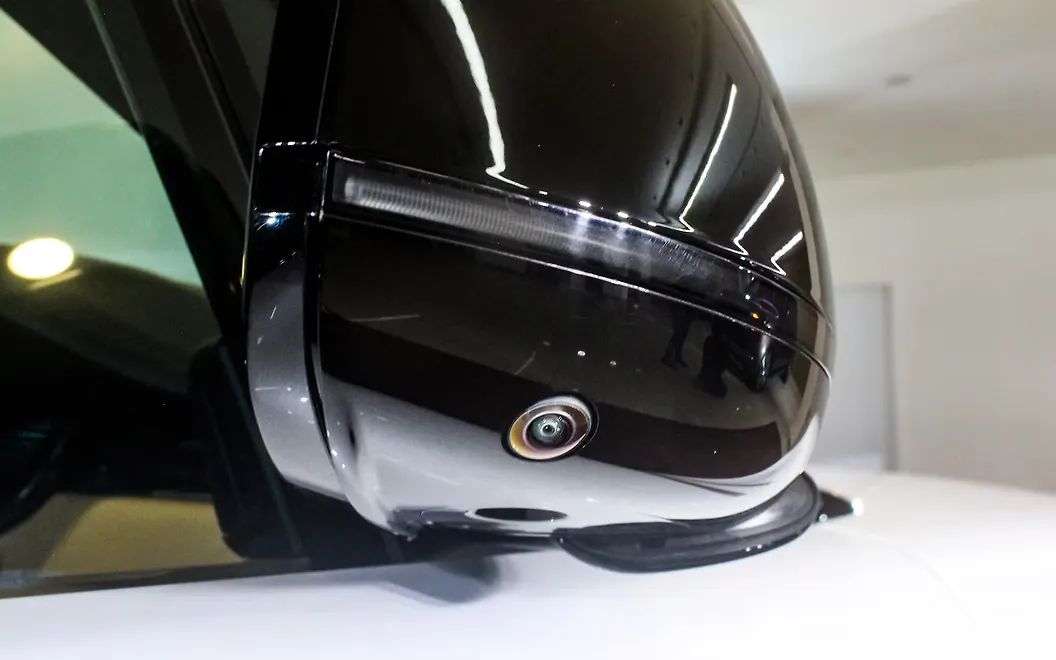 Land Rover Range Rover - Rear Wheel | Land Rover Range Rover Images