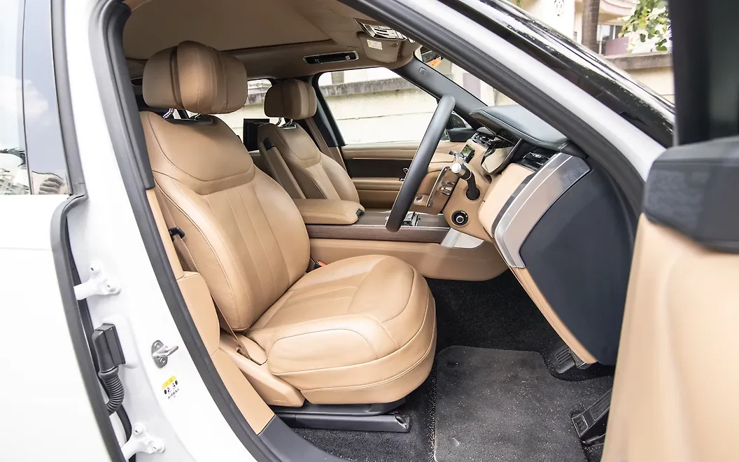 Land Rover Range Rover Interior Images: Range Rover Interior Photo Gallery