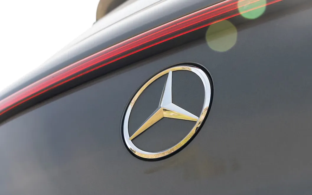 Mercedes-Benz EQB Images | EQB Exterior, Road Test and Interior Photo ...