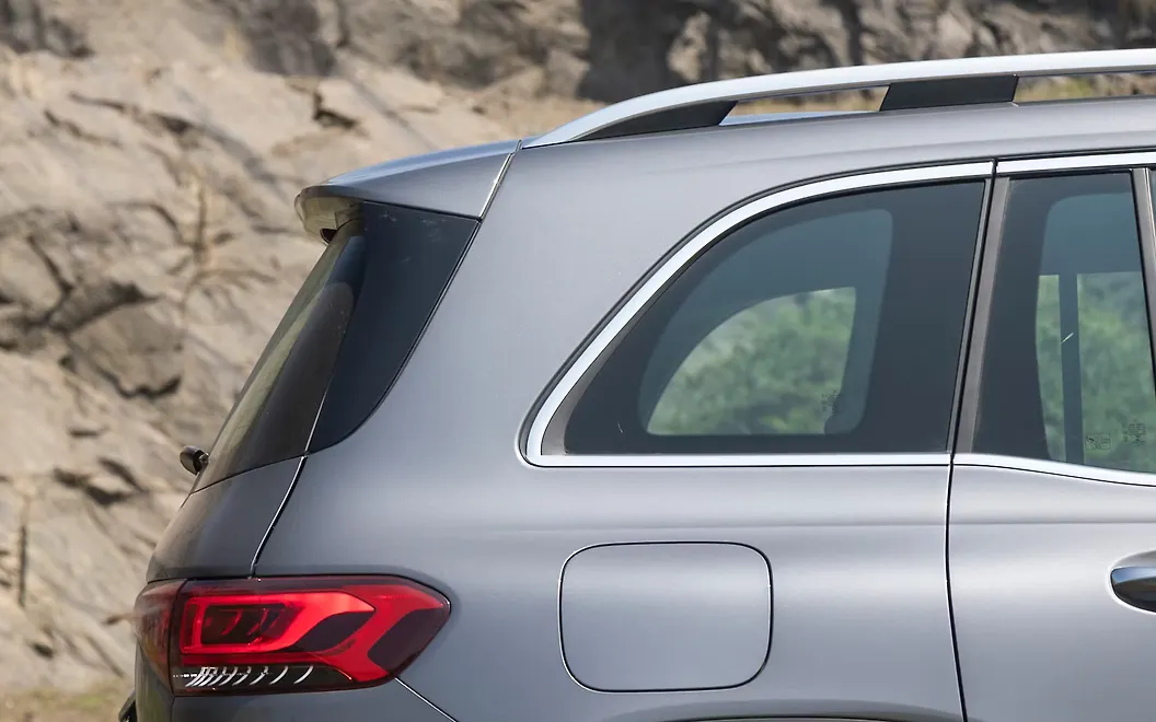 Mercedes-Benz EQB Images | EQB Exterior, Road Test and Interior Photo ...