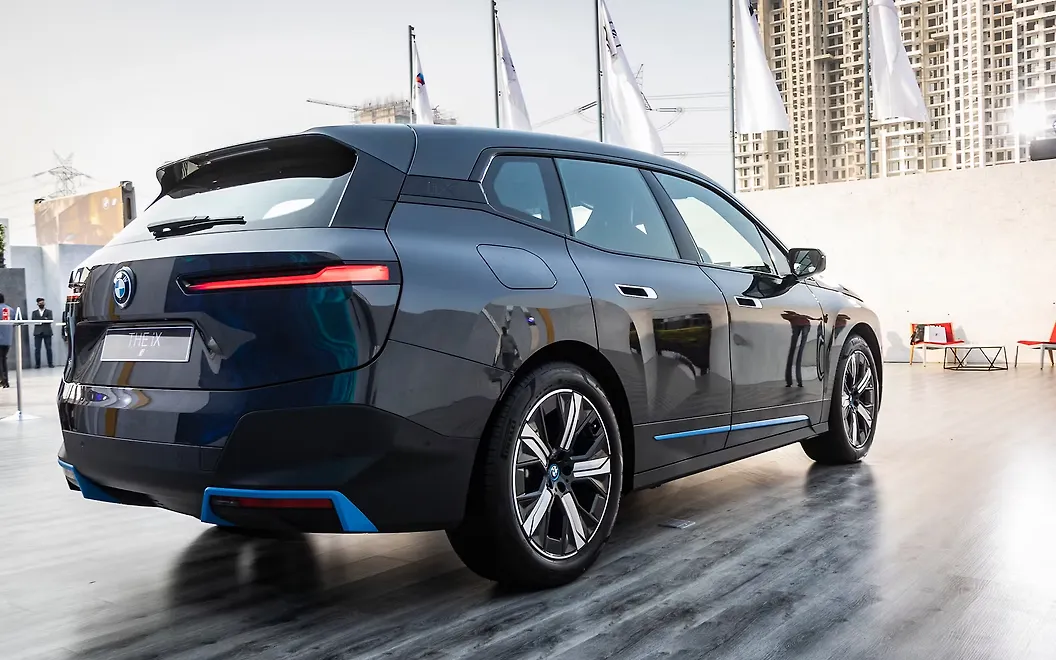 BMW iX - Tail Light | BMW iX Images