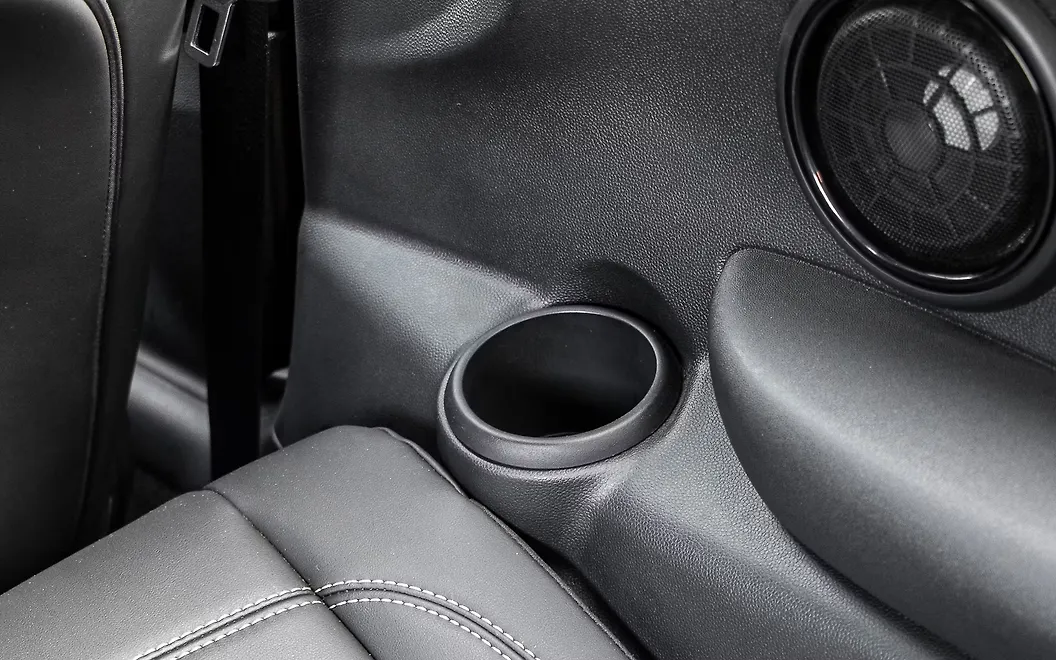 MINI Cooper SE Images | Cooper SE Exterior, Road Test and Interior ...