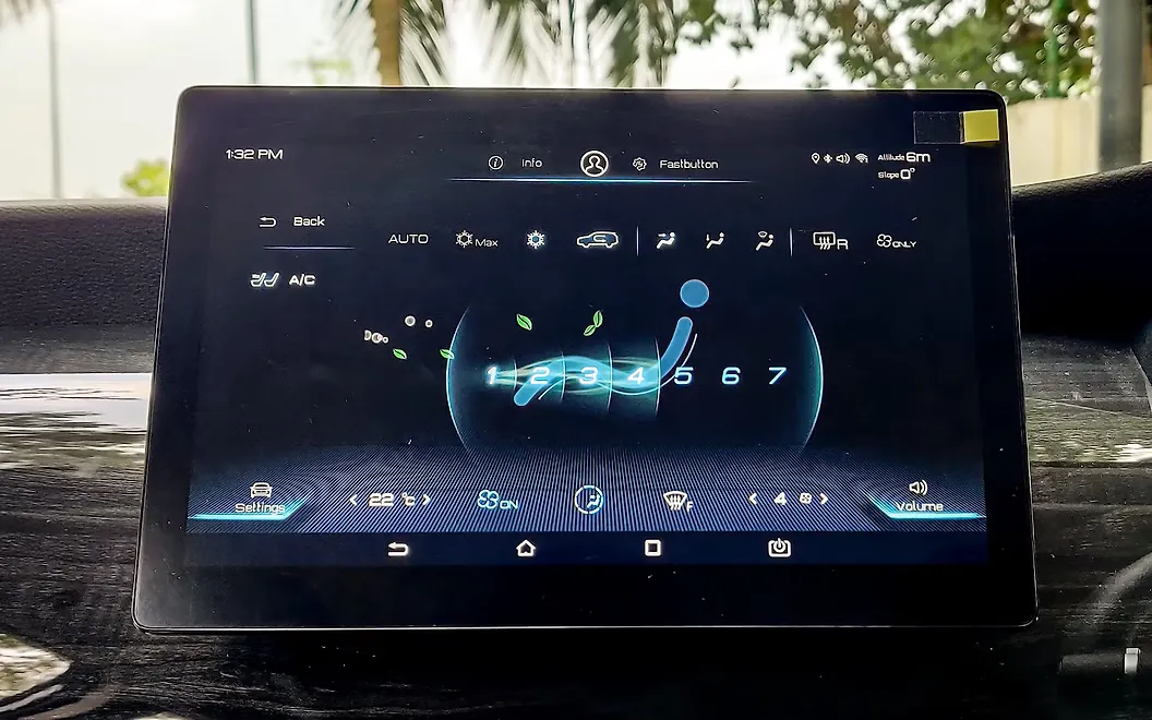 14 Toyota Innova Crysta Interior Images: Innova Crysta Interior Photo ...