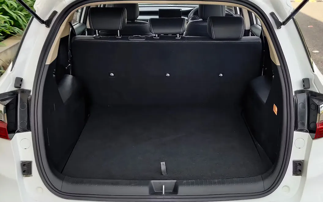 Toyota Innova Crysta [2020-2023] Images | Innova Crysta [2020-2023 ...