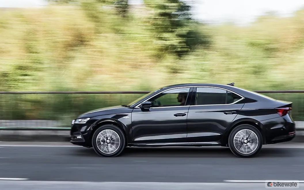 105 Skoda Octavia Images | Octavia Exterior, Road Test and Interior ...