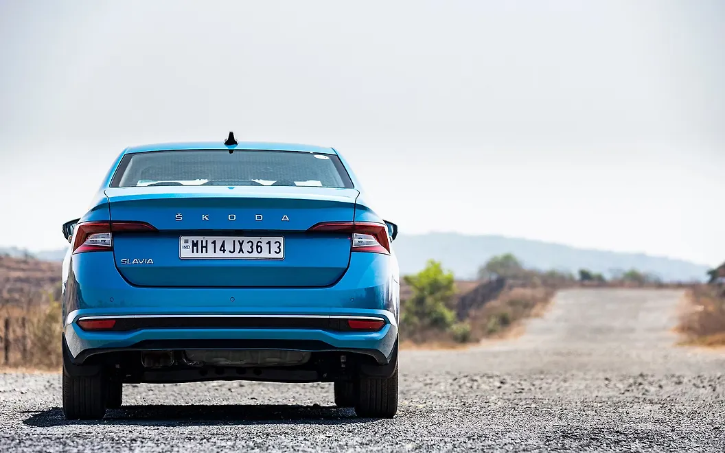 93 Skoda Slavia Images | Slavia Exterior, Road Test and Interior Photo ...