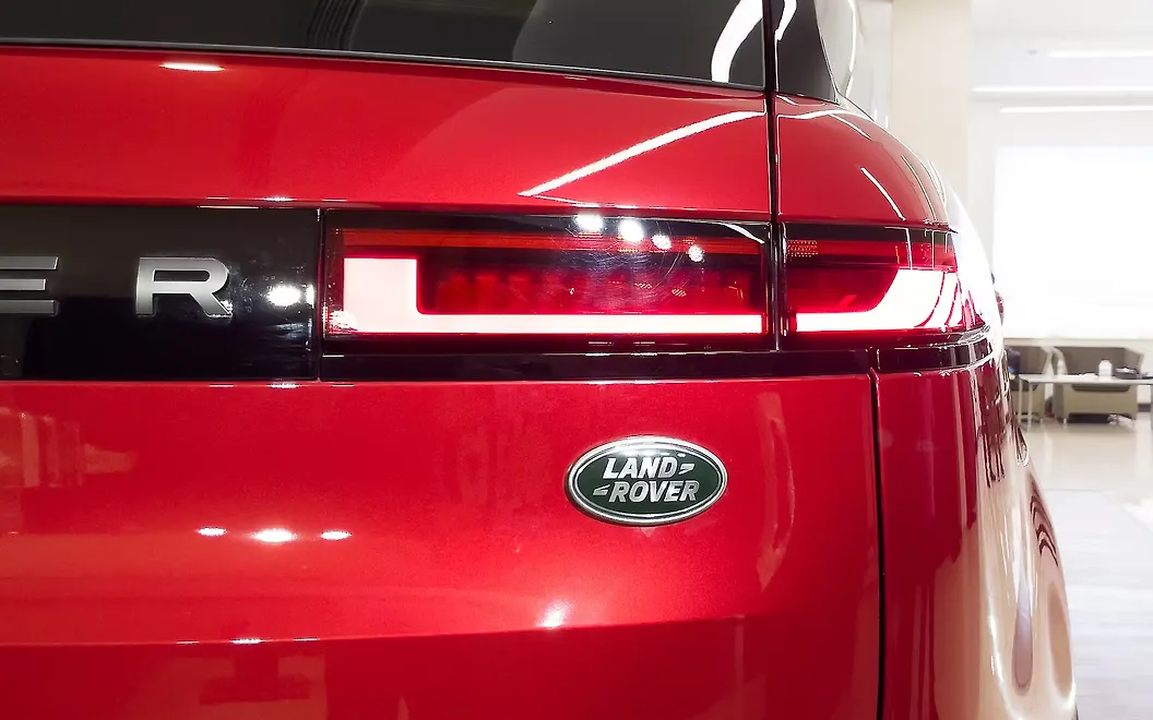 Land Rover Range Rover Sport Images | Range Rover Sport Exterior, Road ...