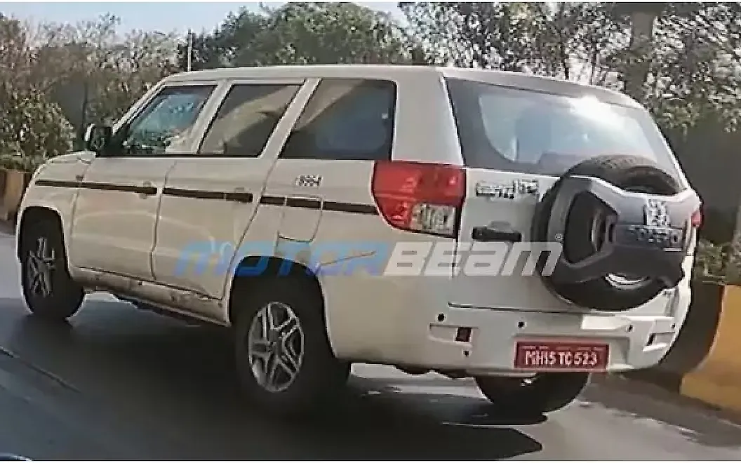 Compare Mahindra Bolero Neo Plus vs Tata Nexon vs Tata Sumo [2002-2006]