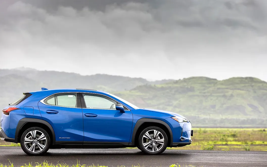 Lexus UX 300e - Back View | Lexus UX 300e Images