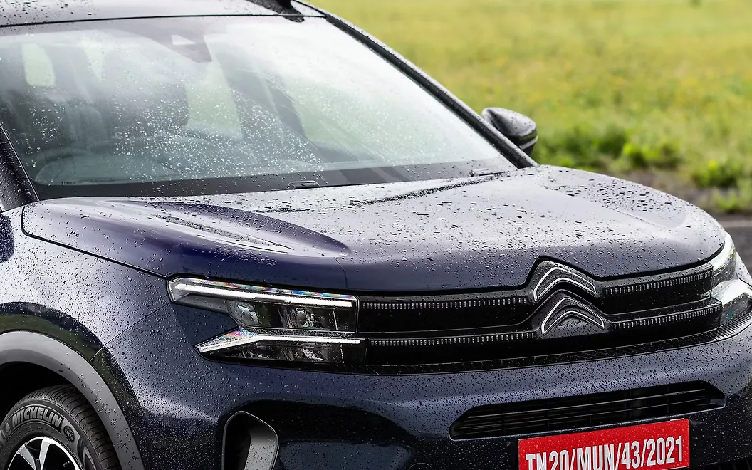 Citroen C5 Aircross - Back View | Citroen C5 Aircross Images