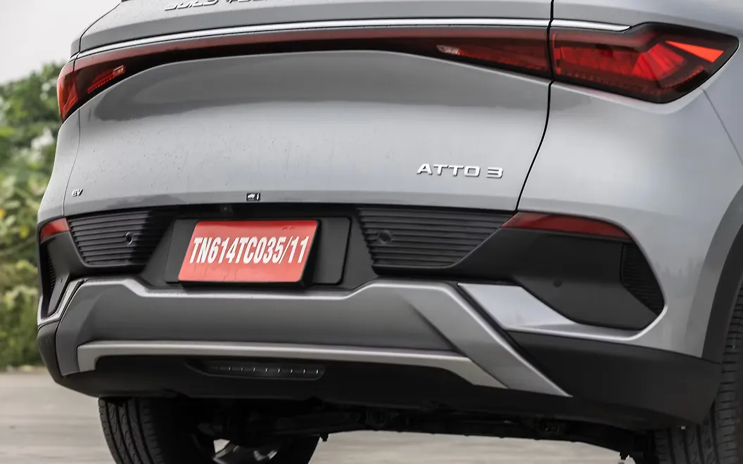 BYD Atto 3 Images | Atto 3 Exterior, Road Test and Interior Photo Gallery