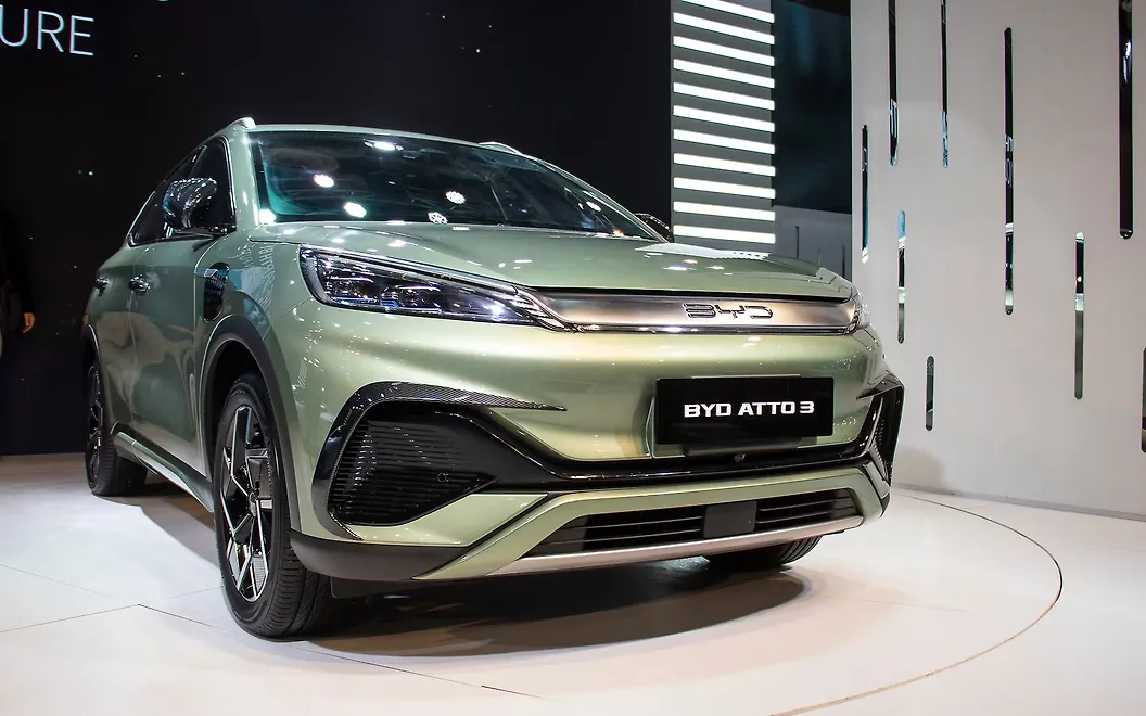 BYD Atto 3 Images | Atto 3 Exterior, Road Test and Interior Photo Gallery