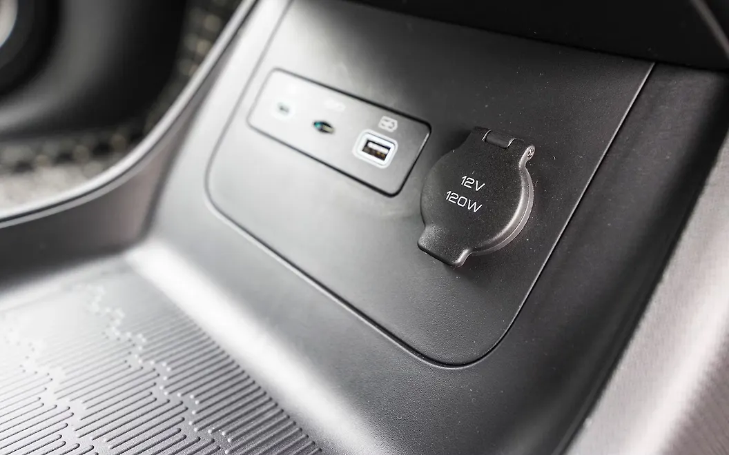 BYD Atto 3 - USB / Charging Port | BYD Atto 3 Images