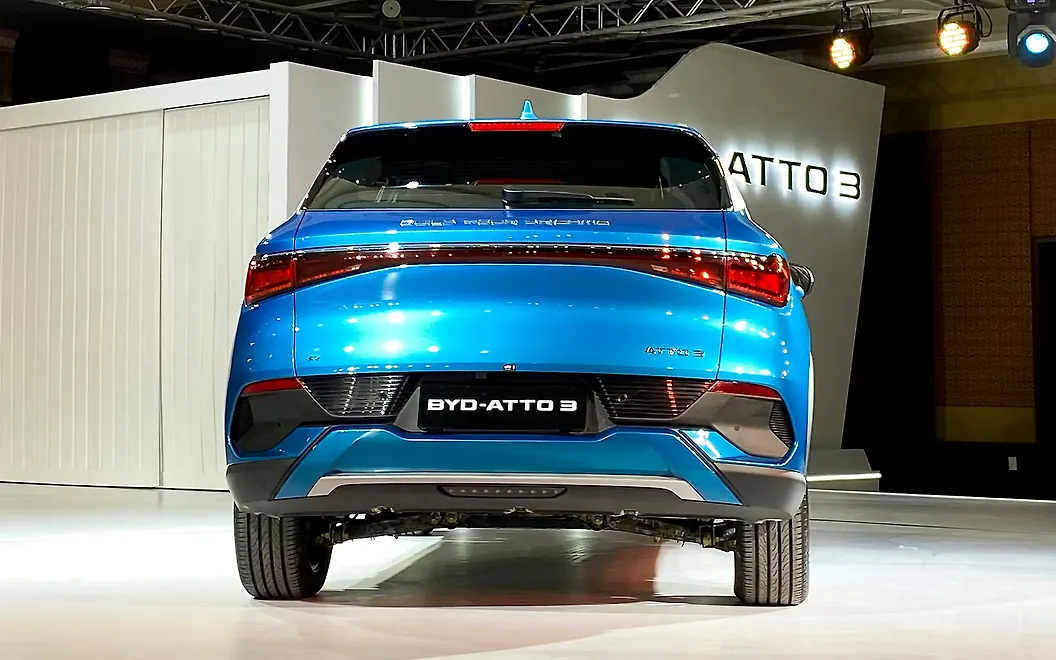 BYD Atto 3 Images | Atto 3 Exterior, Road Test and Interior Photo Gallery