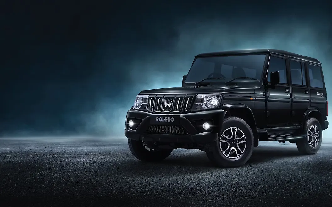 Mahindra Bolero [2022-2025] - Front Left View | Mahindra Bolero [2022 ...