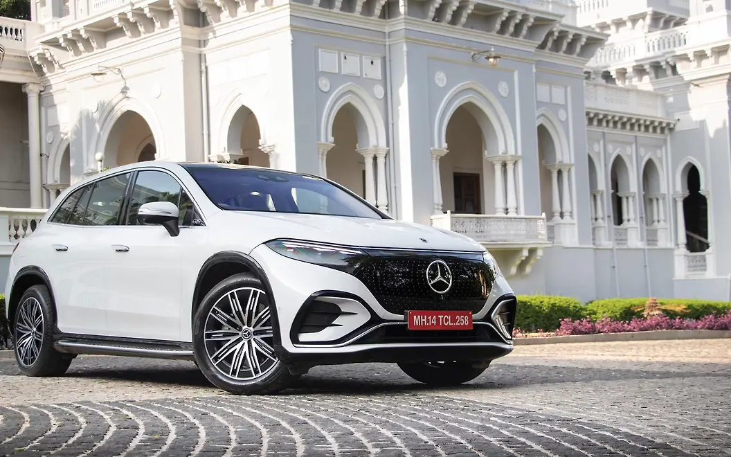 Mercedes-Benz EQS Images | EQS Exterior, Road Test and Interior Photo ...