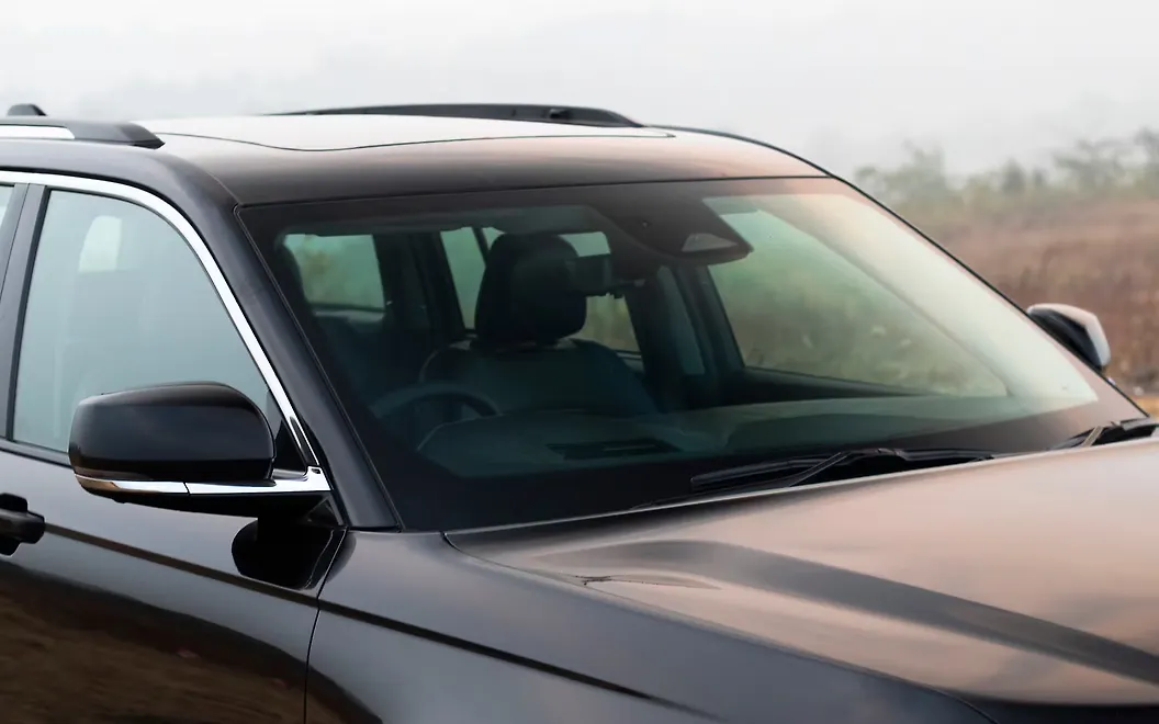 Jeep Grand Cherokee - Front Grille | Jeep Grand Cherokee Images