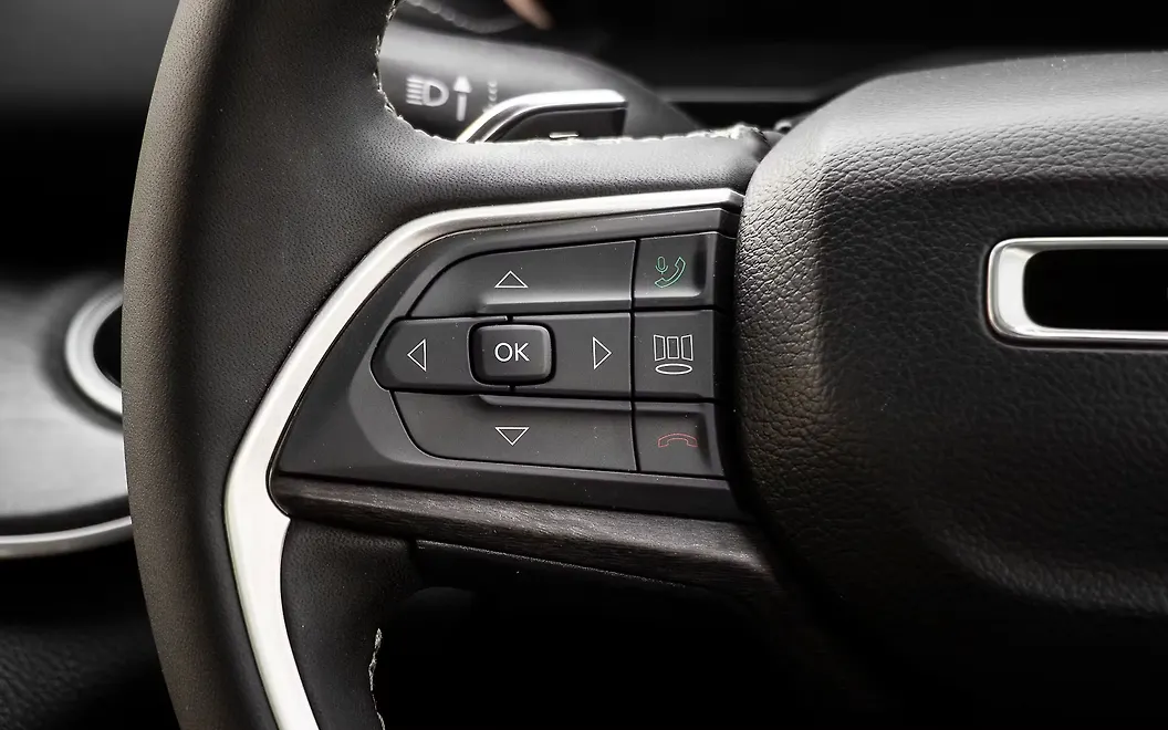 Jeep Grand Cherokee - Dashbaord Display | Jeep Grand Cherokee Images