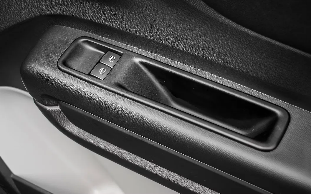 Citroen eC3 Images | eC3 Exterior, Road Test and Interior Photo Gallery