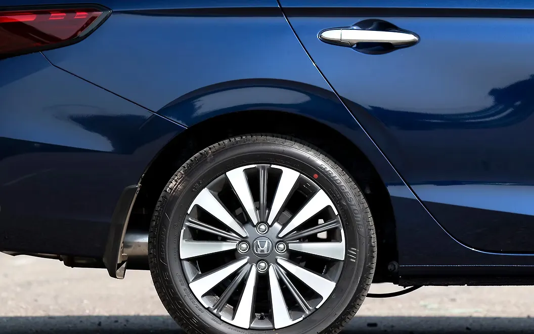 Honda City Images | City Exterior, Road Test and Interior Photo Gallery