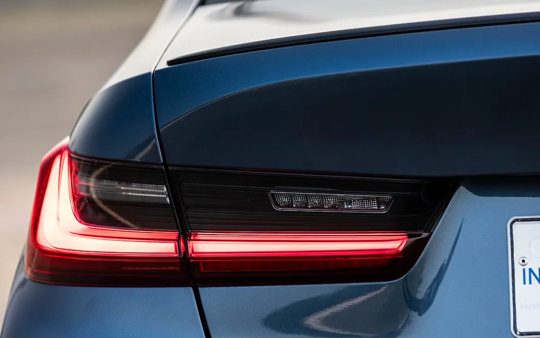 BMW M340i - Tail Light | BMW M340i Images